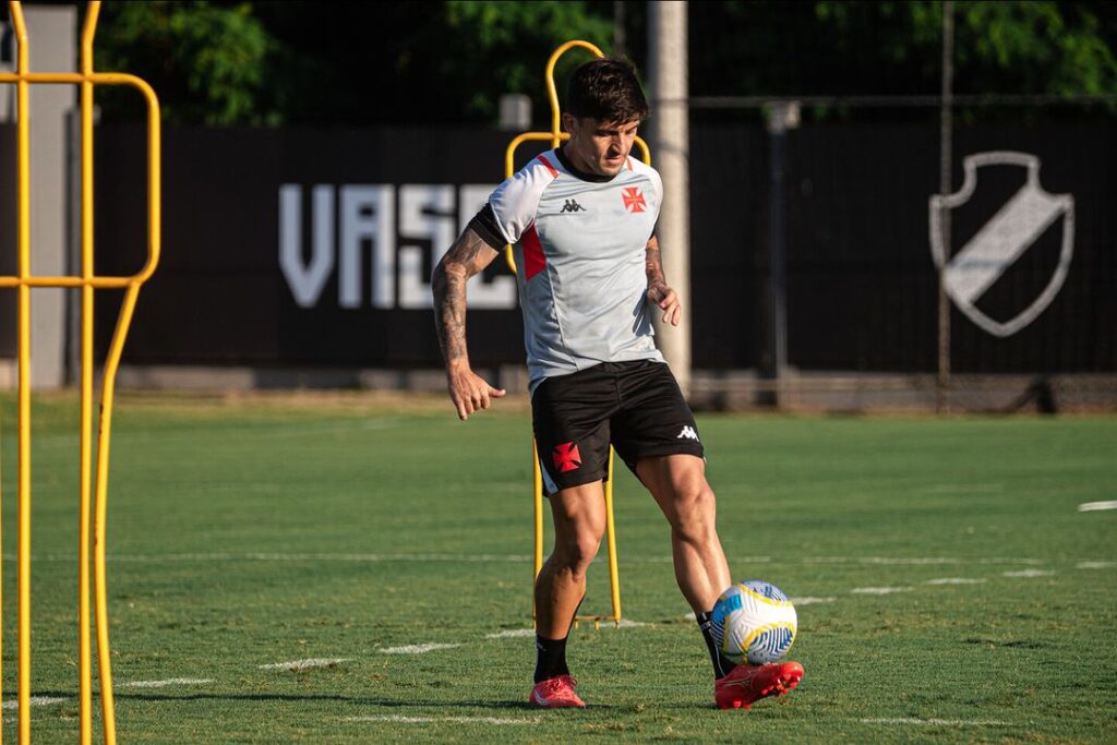 Veja imagens do treino do Vasco desta segunda-feira - Gazeta Esportiva