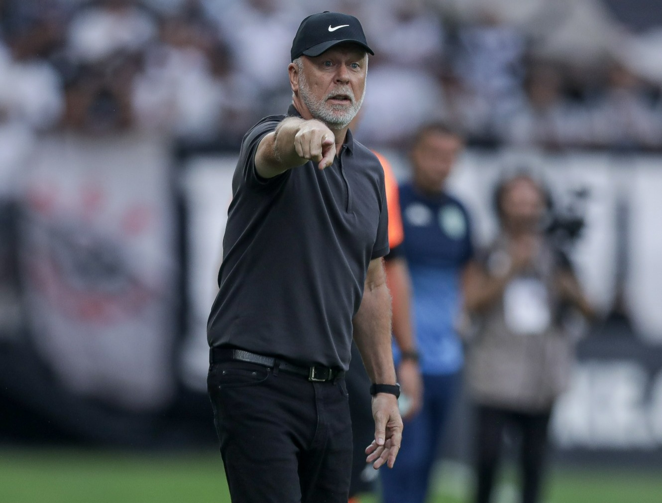 Mano admite cansaço do Corinthians e fala sobre dificuldade no mercado ...