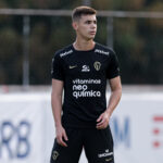Corinthians anuncia oficialmente o lateral esquerdo Hugo; veja tempo de ...