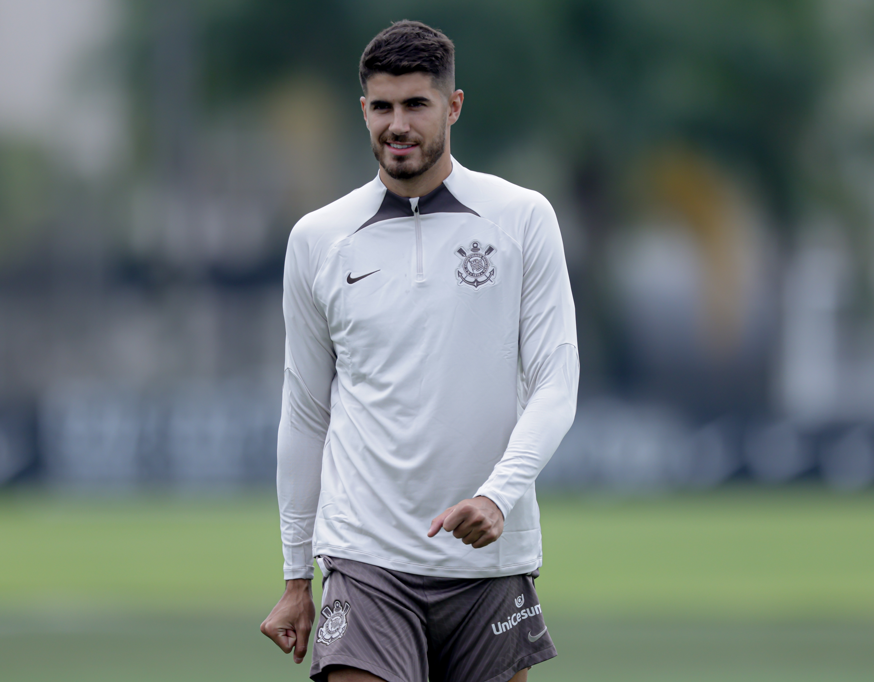 Pedro Raul recebe poucos minutos nos últimos jogos do Corinthians e ...