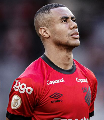 Erick quer jogar no Corinthians e tenta negociar com Athletico-PR ...