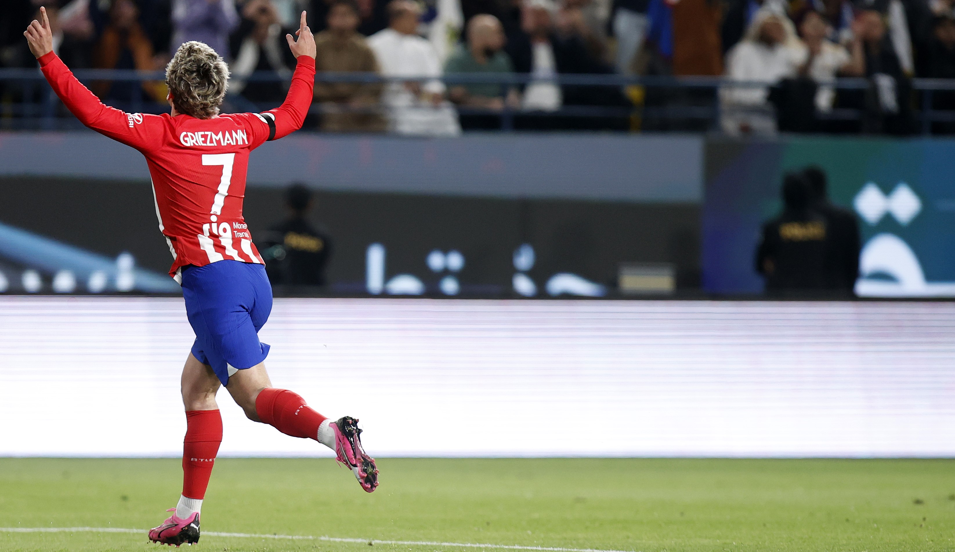 Griezmann faz golaço e se torna o maior artilheiro do Atlético de ...