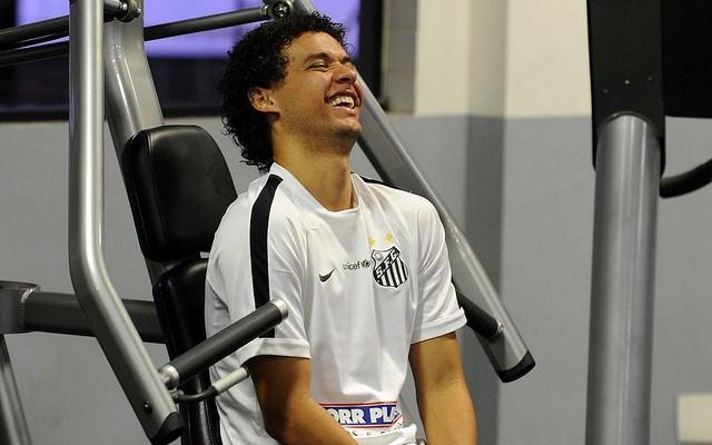 Incansável, Victor Ferraz sonha em dar volta olímpica na Vila - Gazeta ...