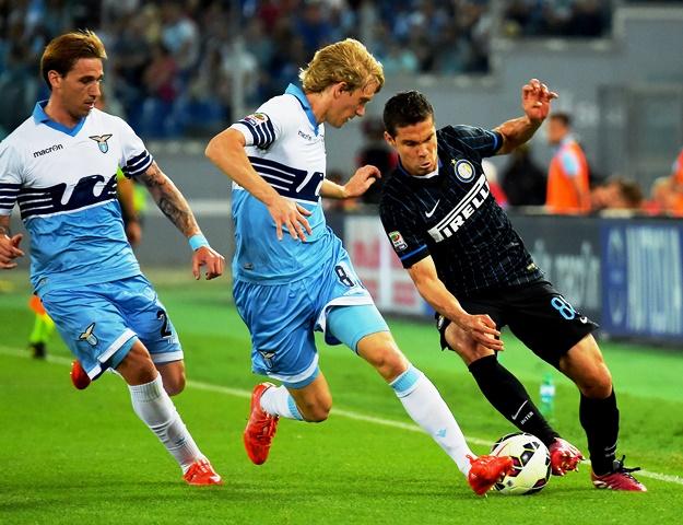 Hernanes marca dois, Inter vence Lazio e ajuda Roma - Gazeta Esportiva