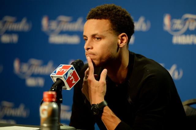 Queda de Curry e coadjuvantes explica piora dos Warriors nas finais ...