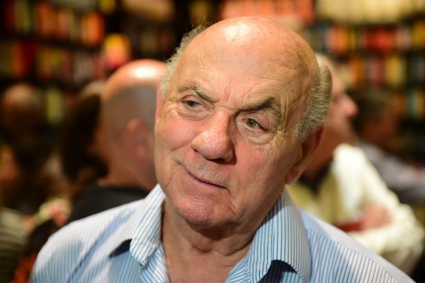 Filho de Bellini compara estilo do capitão em 58 ao de David Luiz ...