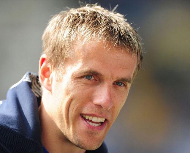 Após 19 anos nos campos, Phil Neville tentará nova função no Valencia ...