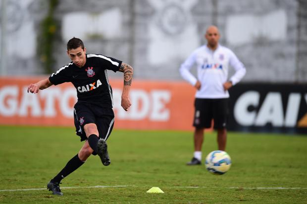 Com histórico de problemas, reforço do Corinthians promete "novo Rildo ...