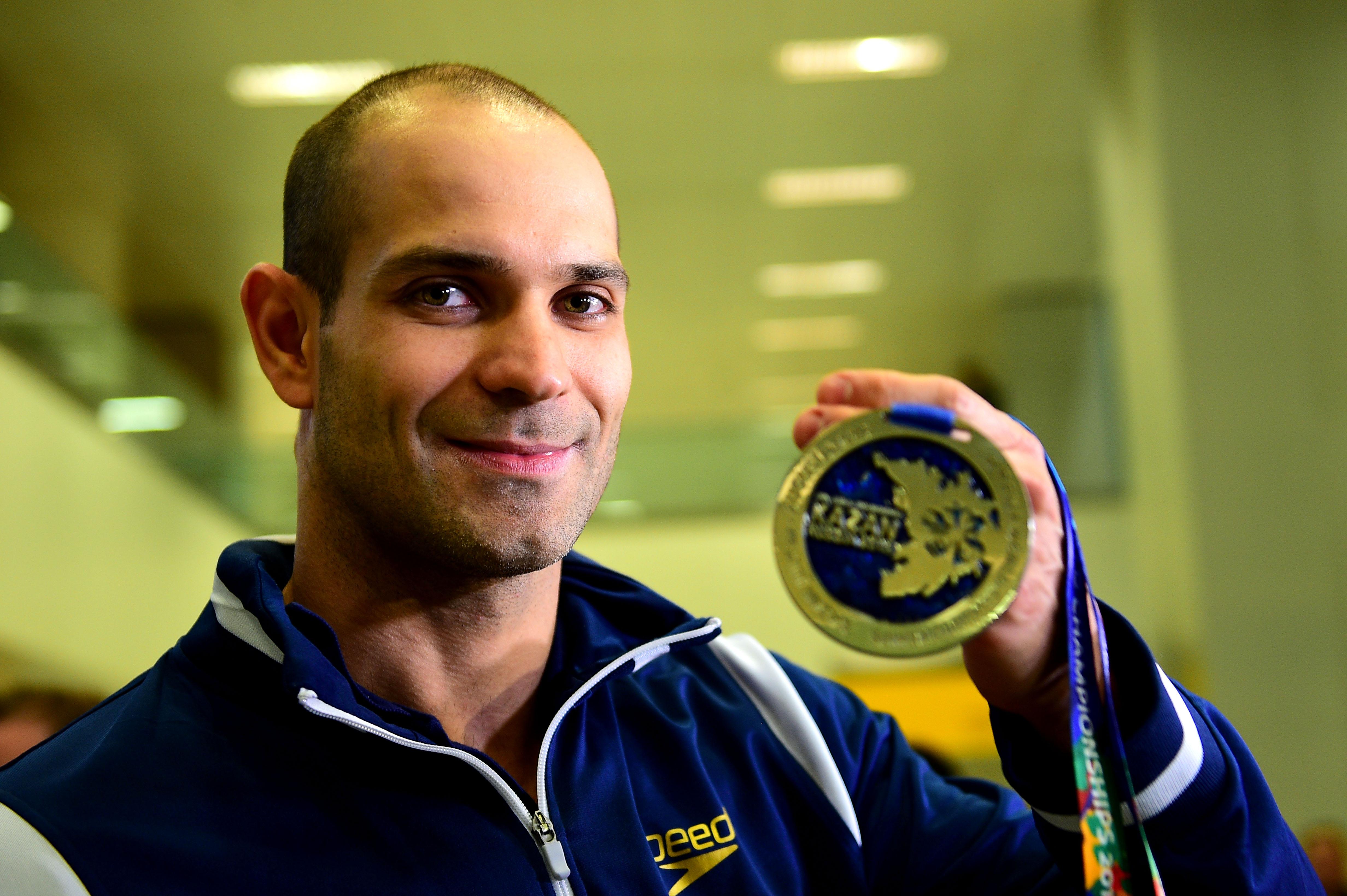 No auge aos 35 anos, Nicholas festeja recorde por 1ª medalha no Mundial ...