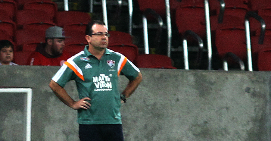 Enderson promete bronca em Marcos Junior, mas queria Alex expulso ...