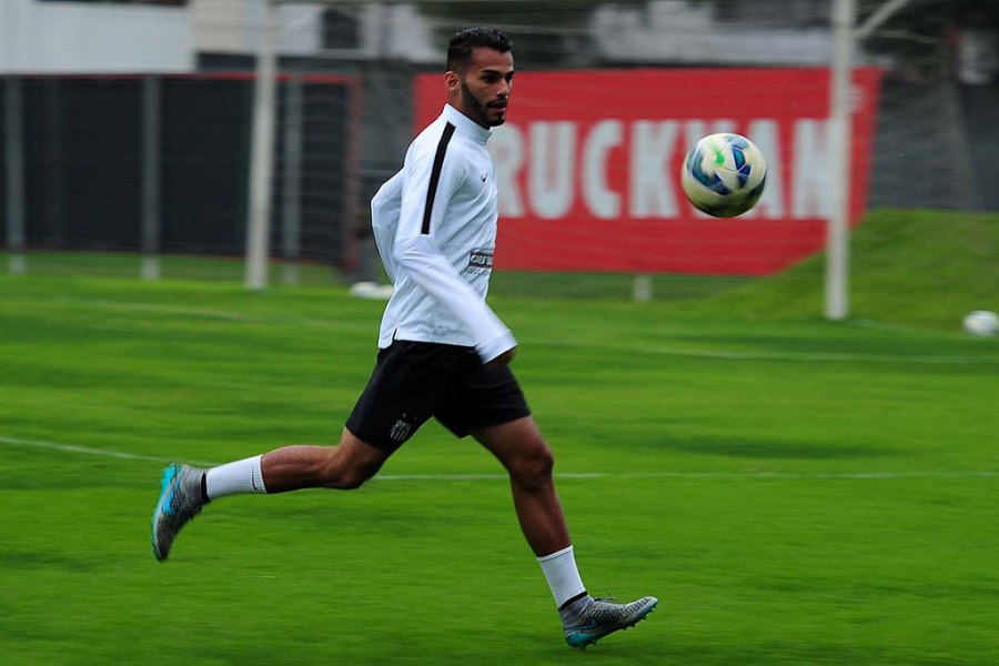 Apesar de imbróglio, Thiago Maia deve renovar com Peixe por cinco anos ...