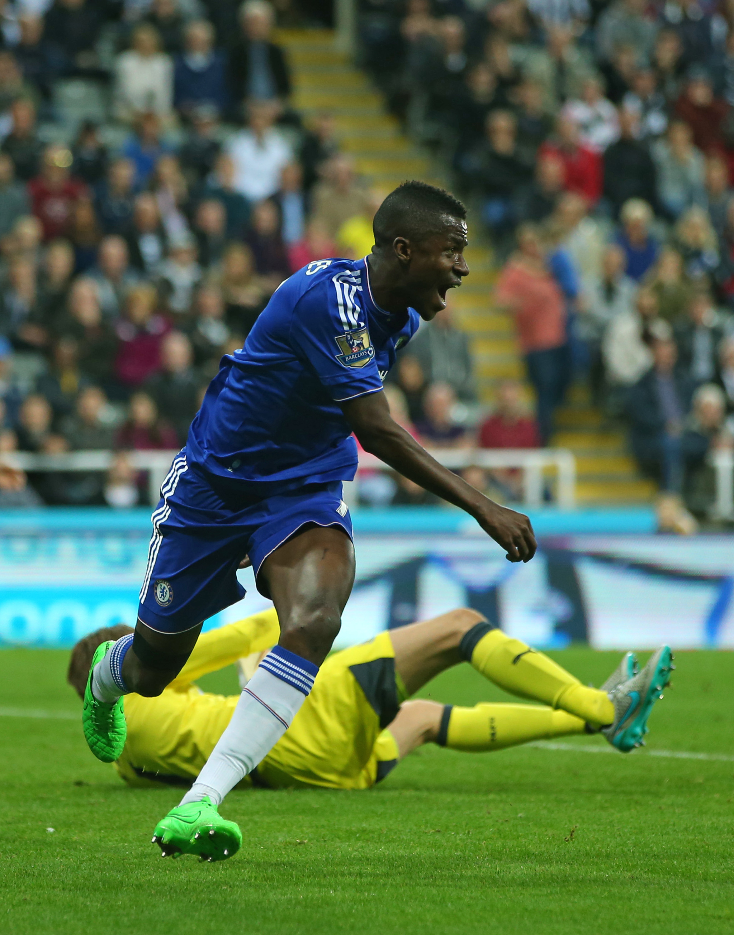 Após comandar reação do Chelsea, Ramires dedica gol e atuação ao filho ...