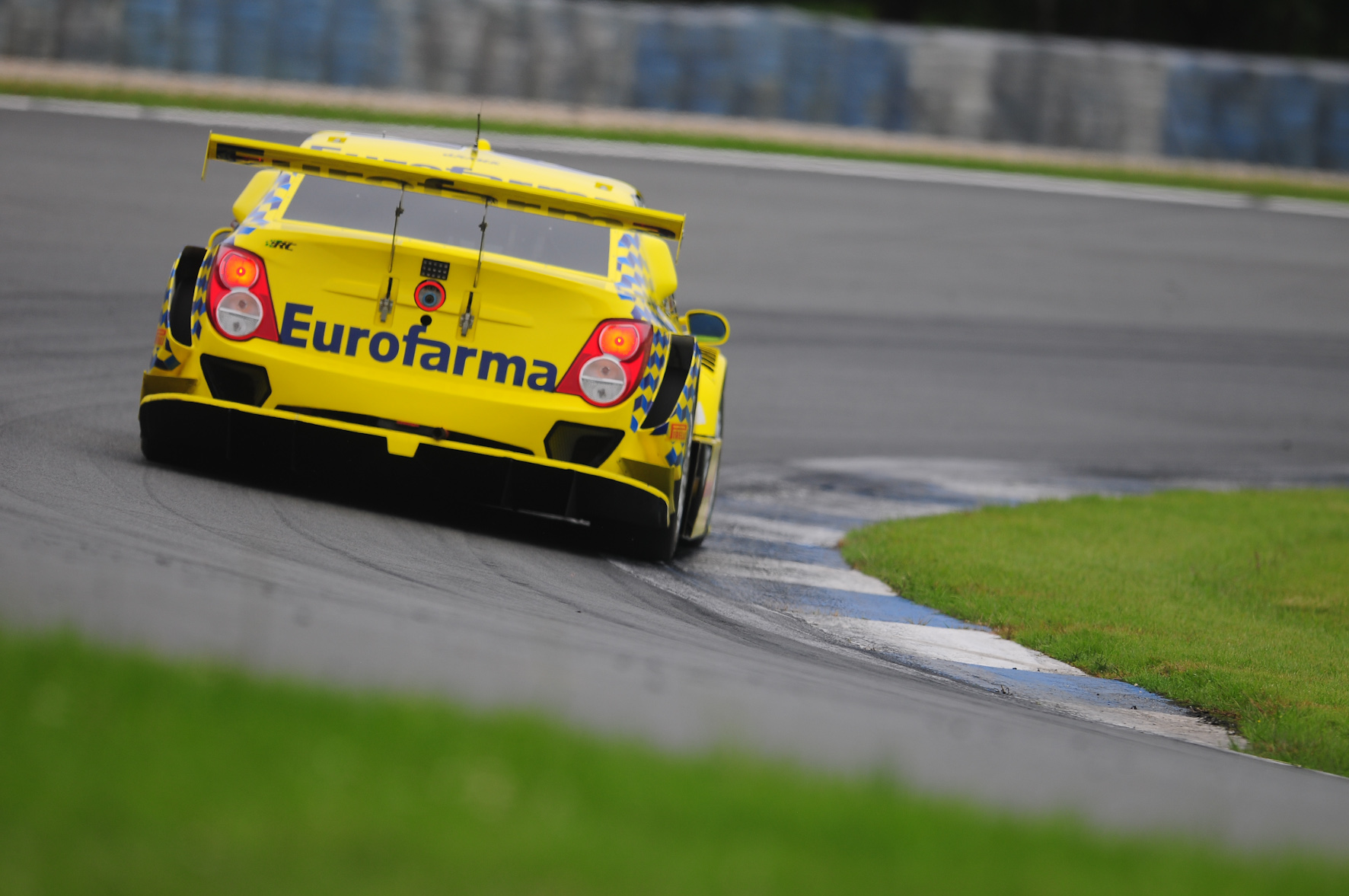 Max Wilson sai da 11ª posição e vence a etapa de Curitiba da Stock Car ...
