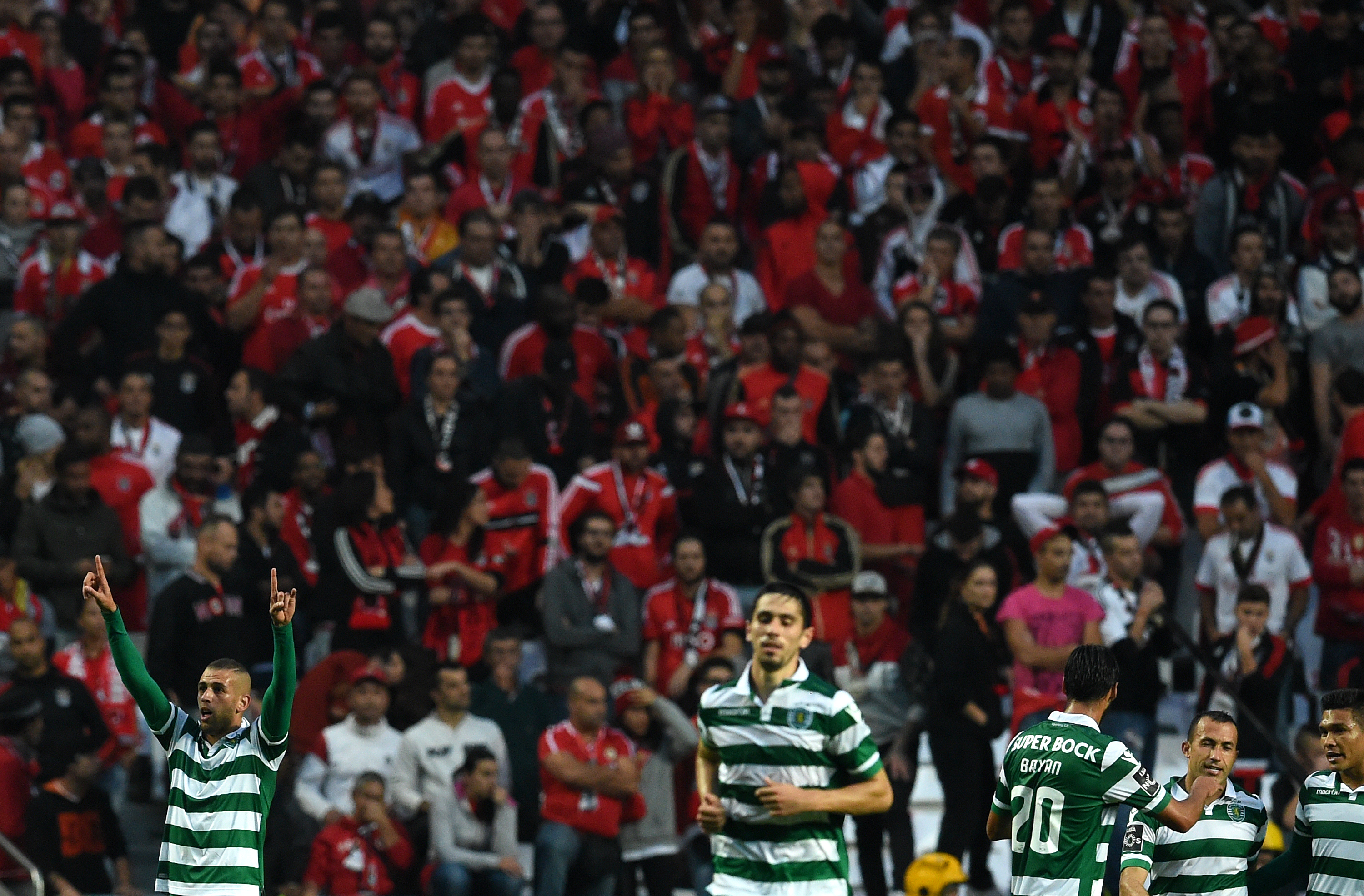 Sporting bate Benfica no clássico de Lisboa e vira líder do Português ...