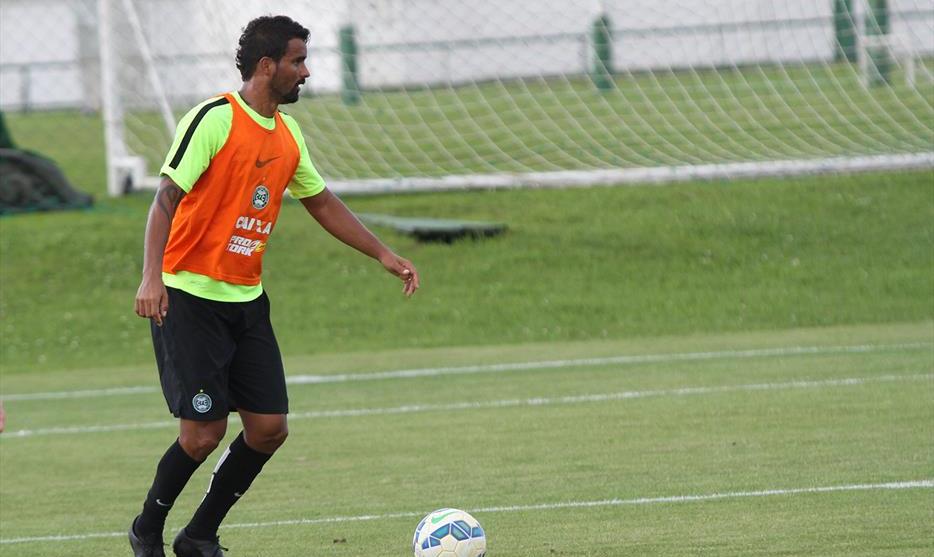 Leandro Silva volta ao Coxa e fala em obrigação de vencer o Figueira ...
