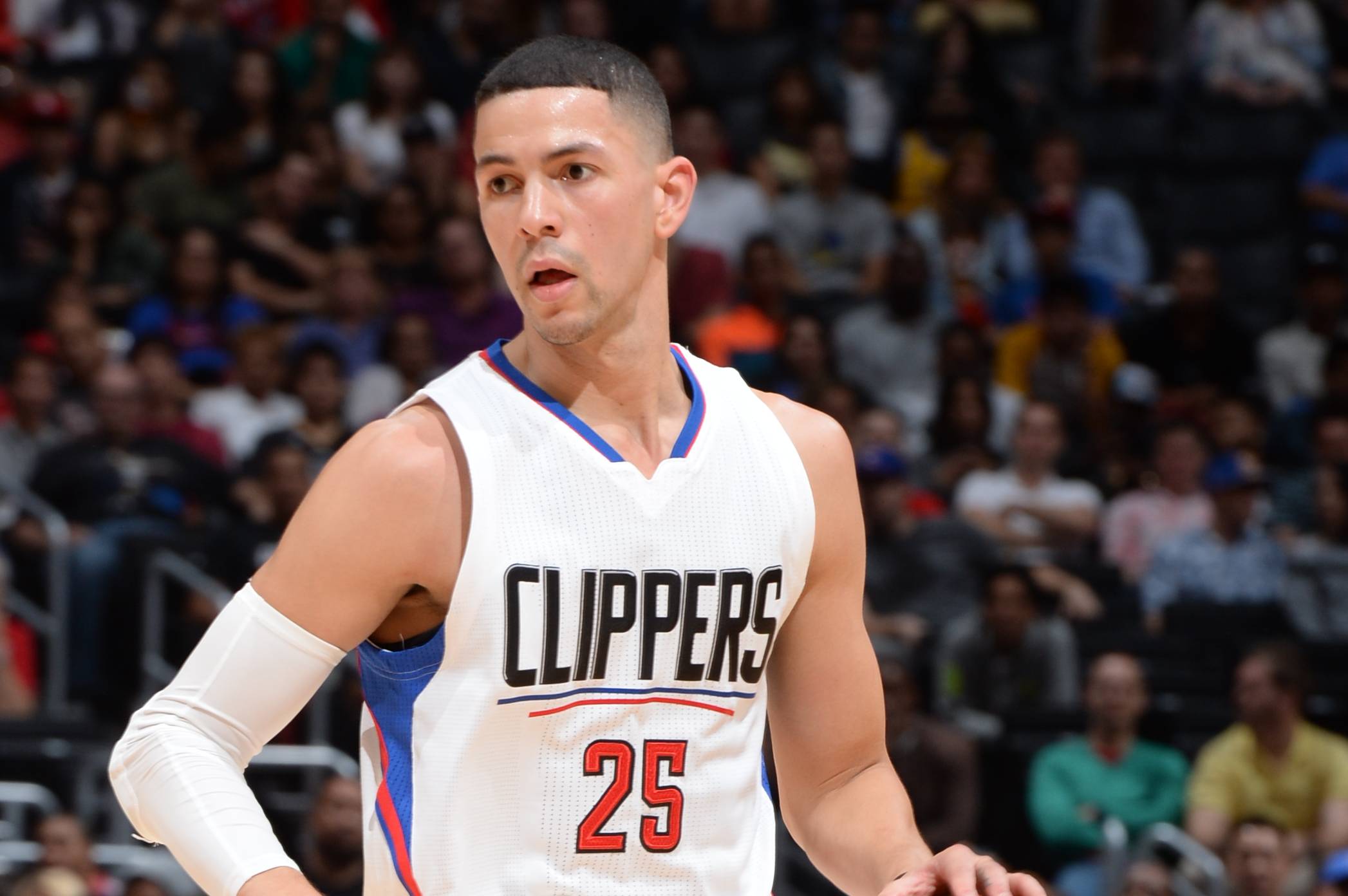 Armador dos Clippers é acusado de agressão a torcedora e pode ser ...