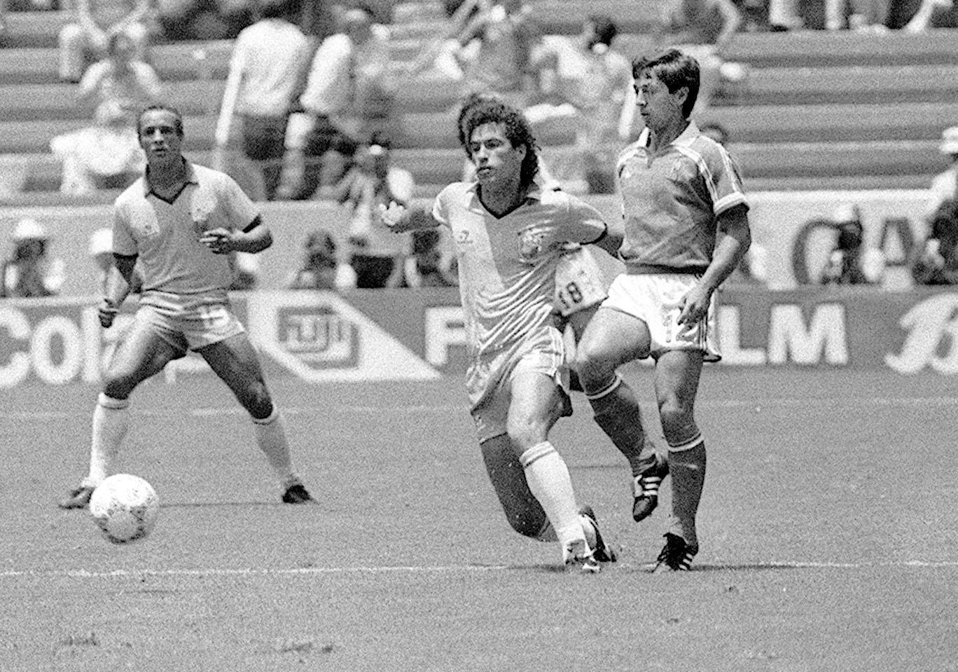 Careca jogou Copa com Dunga e foi parceiro de Maradona. Veja fotos ...