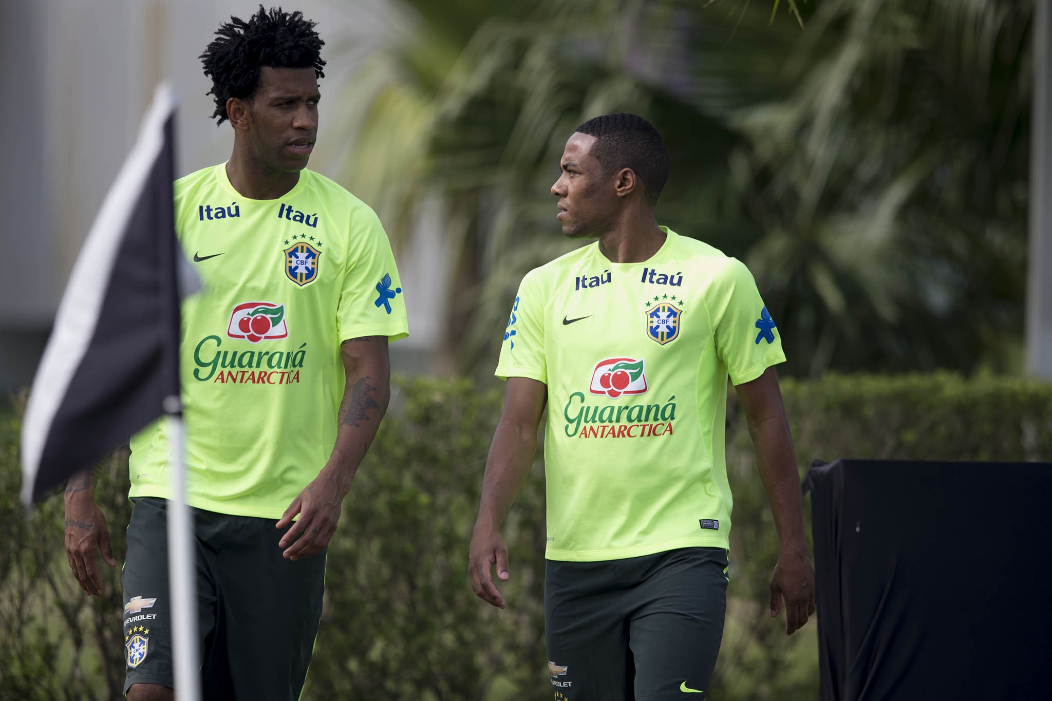 Gil fala em provar que é homem e aumenta chance de jogar no Rio ...