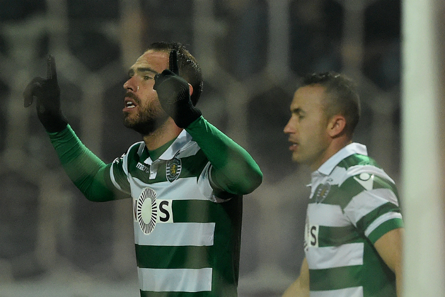 Bruno César marca, Sporting vence e mantém liderança do Português ...