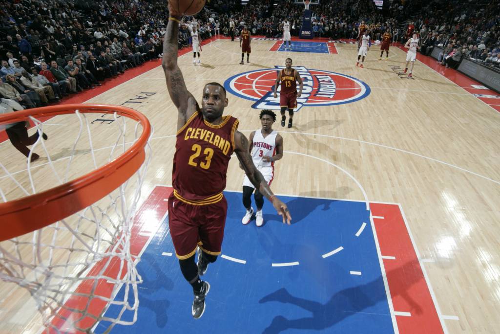 LeBron se torna mais jovem da história a alcançar 26 mil pontos na NBA ...