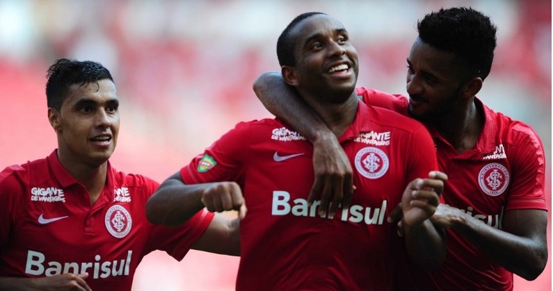 Anderson supera vaias e faz o seu primeiro gol no Beira-Rio - Gazeta ...