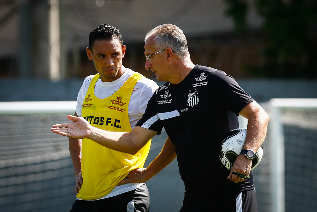 Com R. Oliveira de volta, Santos enfrenta o Red Bull Brasil fora de ...