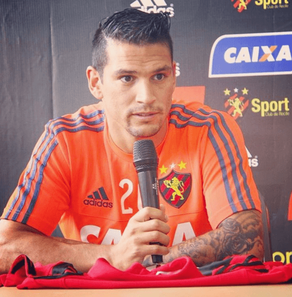 Com edema na coxa, Mark González desfalca o Sport por mais dois jogos ...