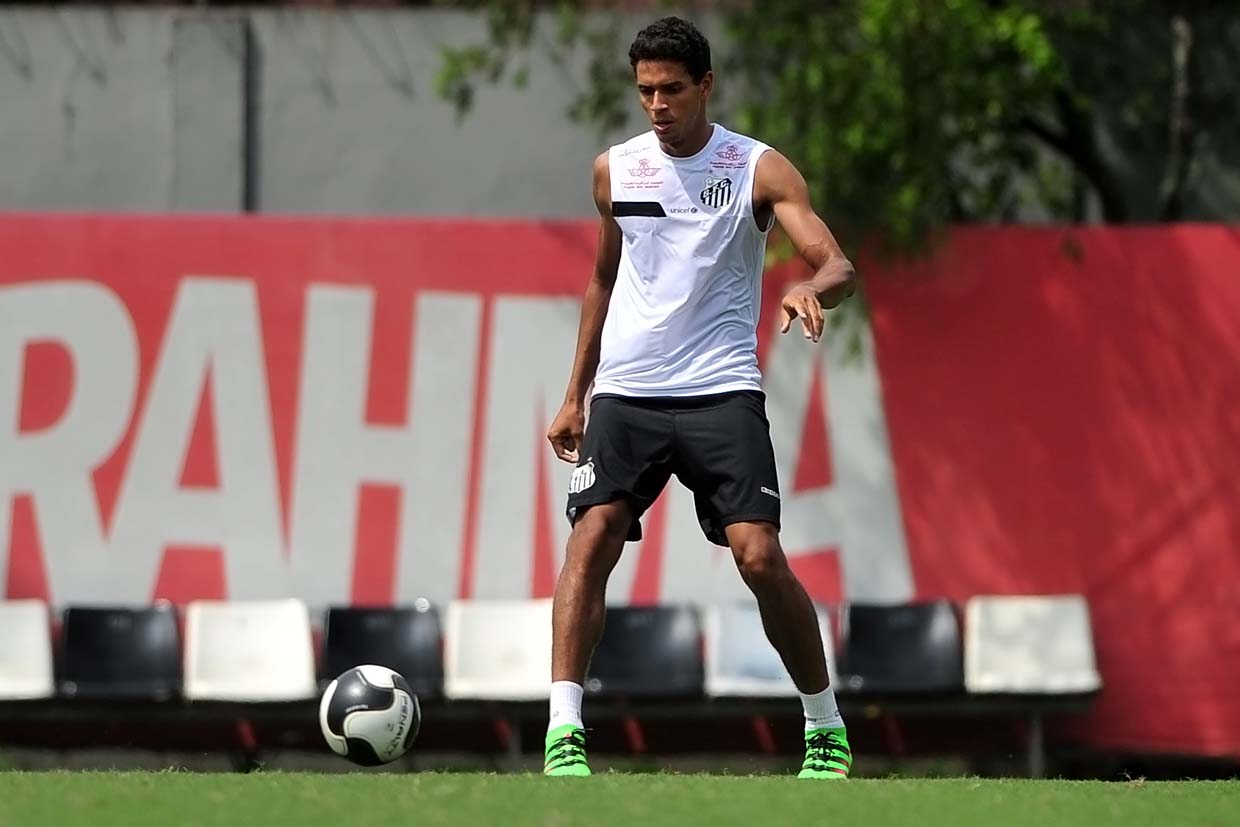 Ansioso por clássico, Lucas Veríssimo renova com o Santos até 2019 ...