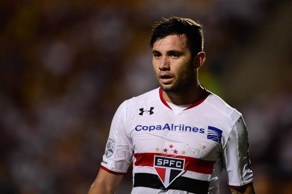 Mena é convocado pelo Chile e desfalca São Paulo em três jogos - Gazeta ...