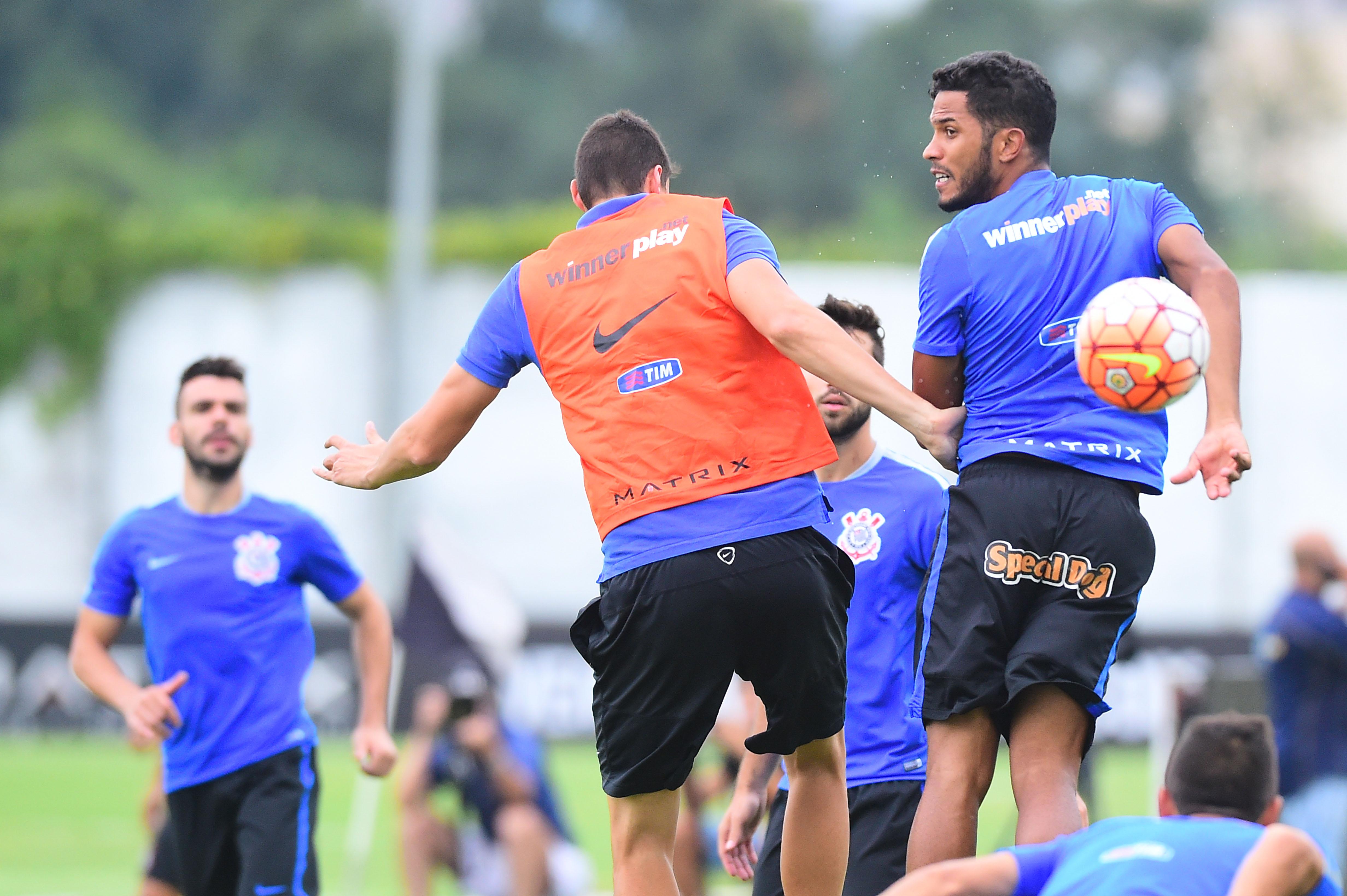 Filho de Tite vira dublê de atacante paraguaio em ensaio do Corinthians ...
