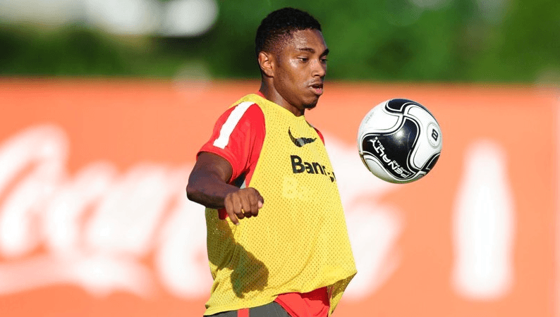 Vitinho: Inter precisa “três vitórias jogando bem” para agradar torcida ...