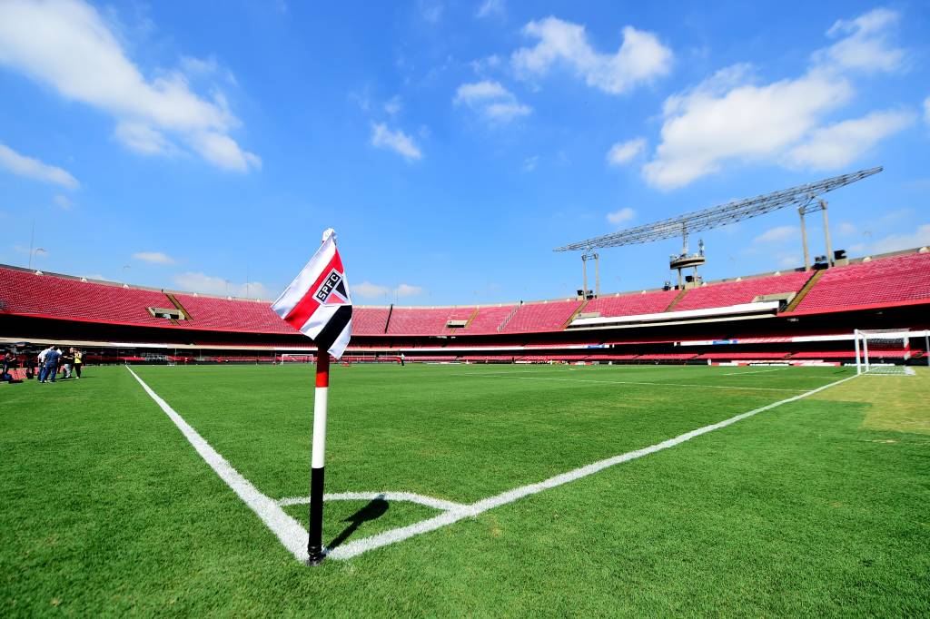 Elenco retorna ao Morumbi e Patón confirma Mena como única novidade ...