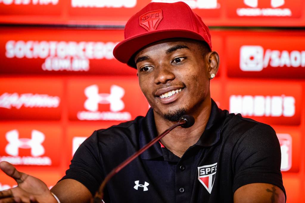 Thiago Mendes admite fase ruim de Denis e cobra fim de "bobeiras ...
