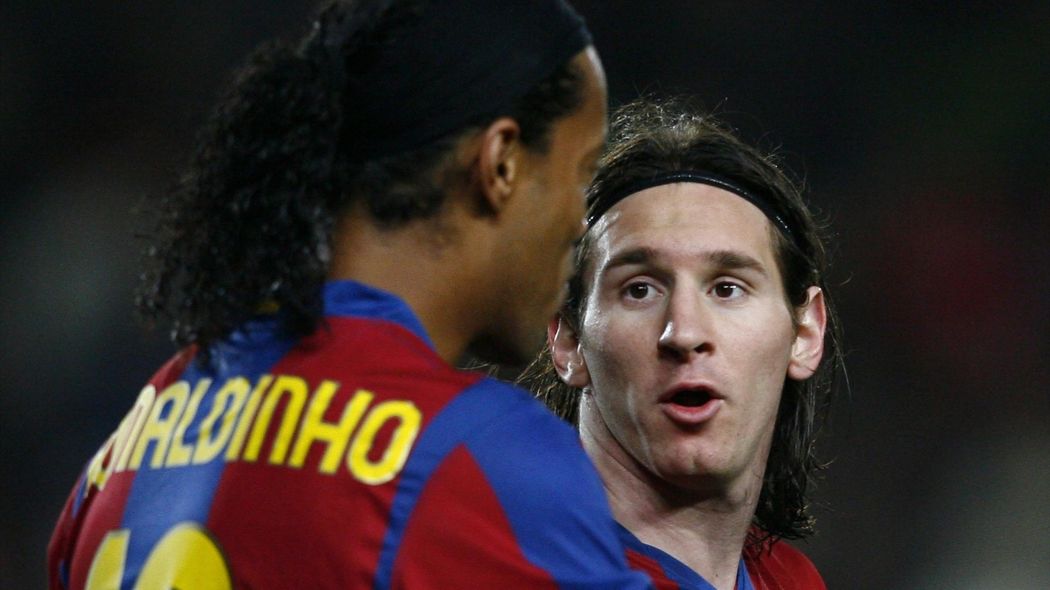 Barcelona relembra momentos da dupla Messi e Ronaldinho - Gazeta Esportiva