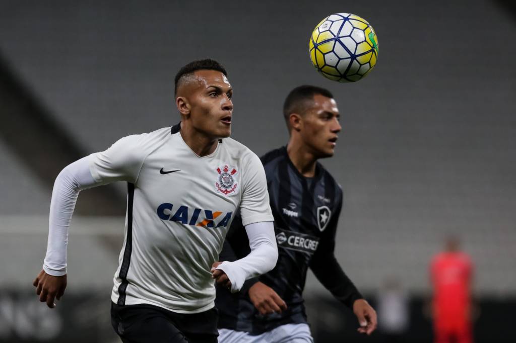 Corinthians promove Léo Jabá e mais três jogadores da base - Gazeta ...