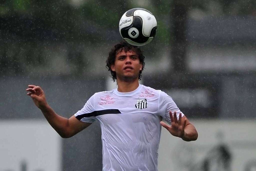 Victor Ferraz quer Santos com boa estratégia de jogo para vencer o ...