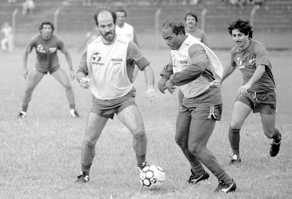 Veja fotos da carreira de Mário Sérgio - Gazeta Esportiva