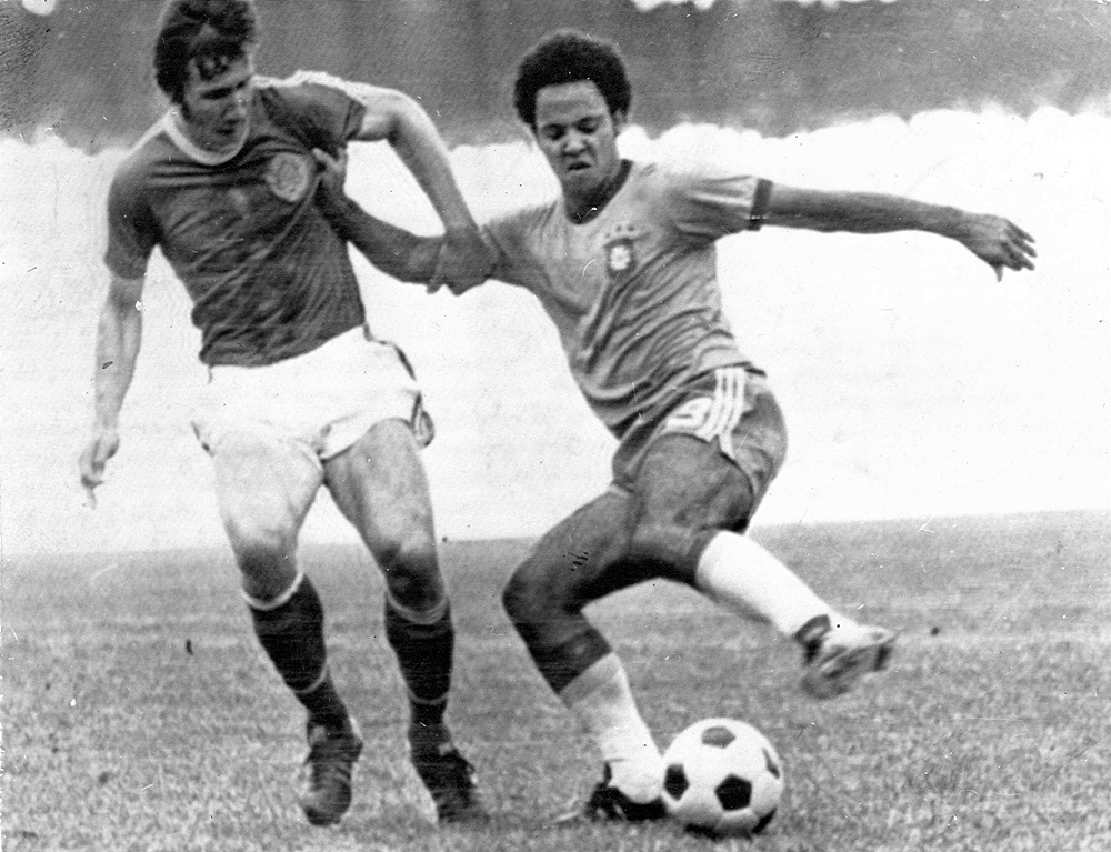 Ex-atacante Reinaldo completa 60 anos: veja fotos do ídolo - Gazeta ...