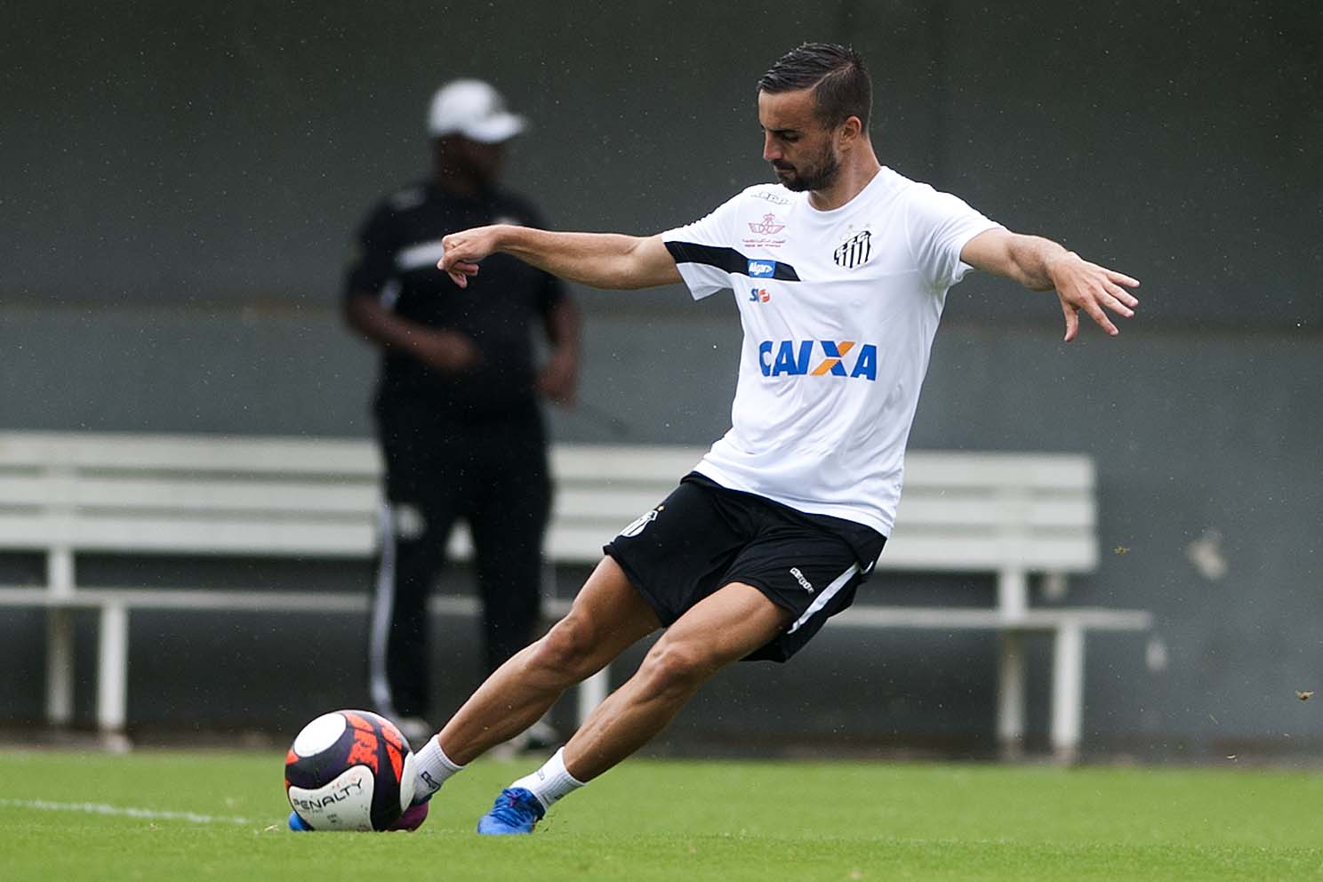 Com futuro indefinido no Santos, Longuine afirma: "Meu plano é ficar ...