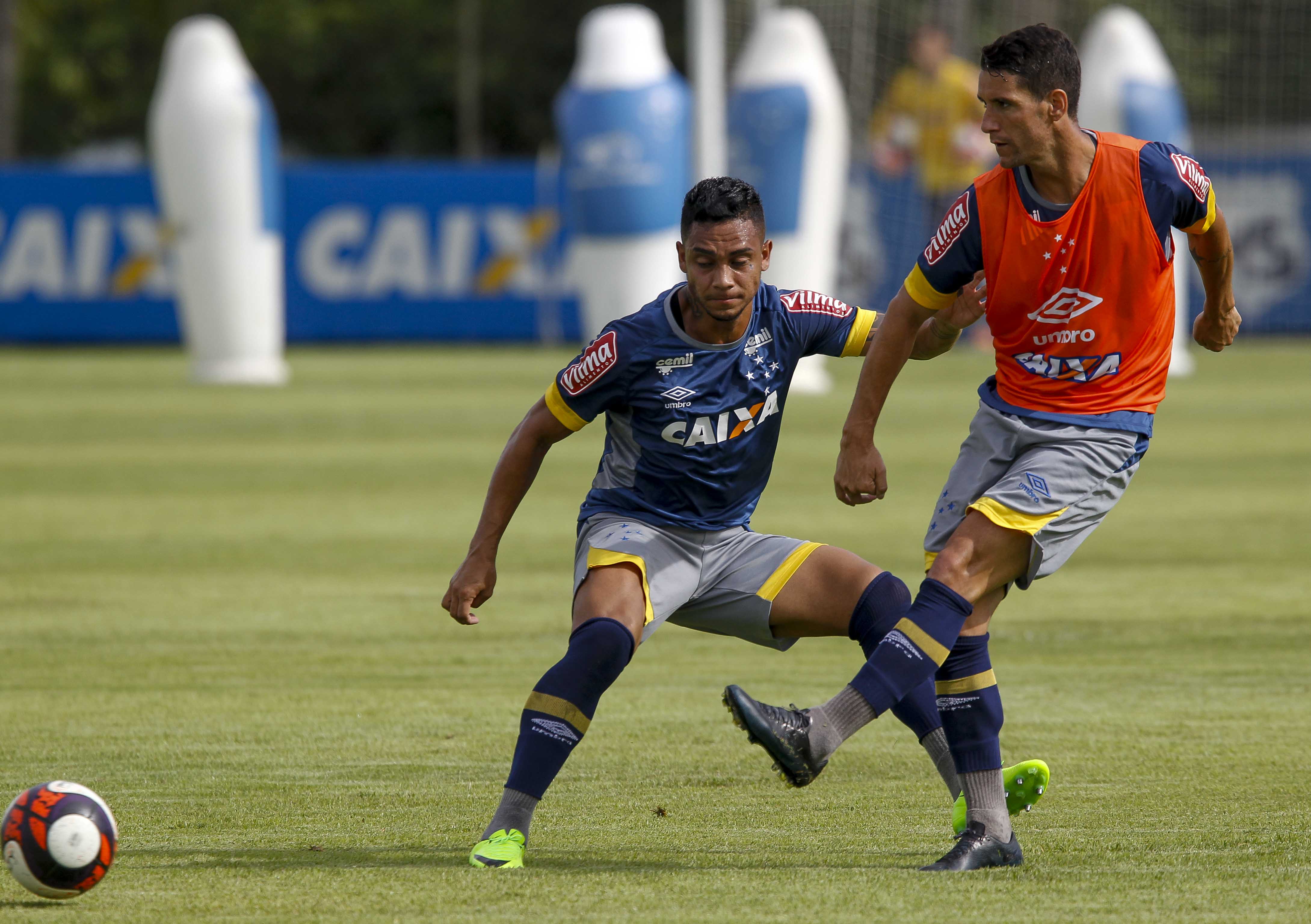 Anunciado há mais de um mês, Thiago Neves ainda não tem data pra ...