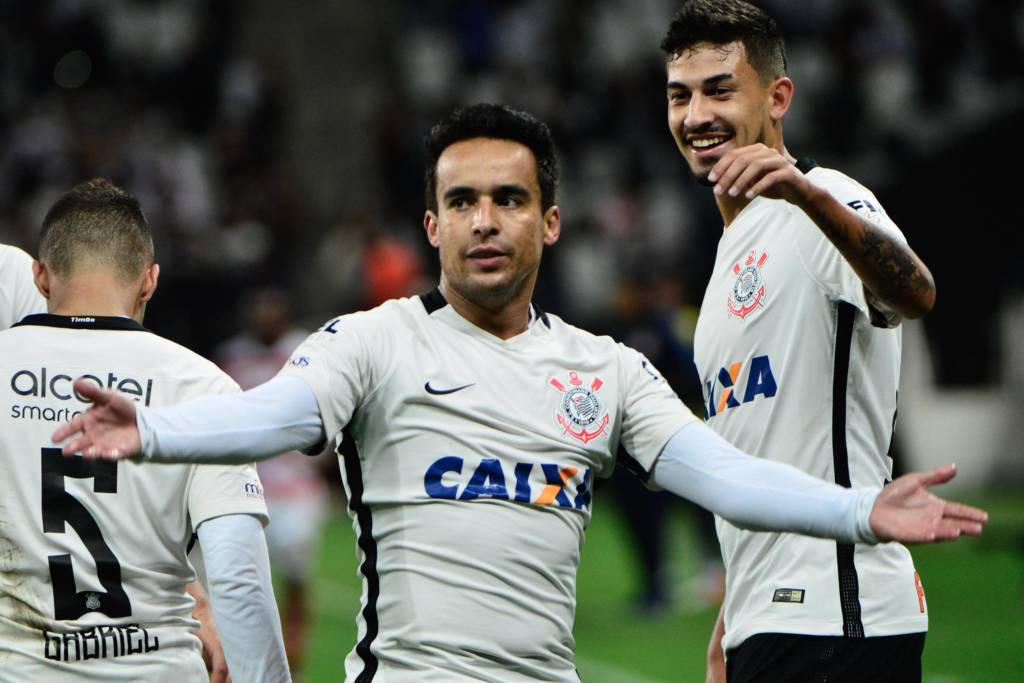 Jogadores do Corinthians mostram alívio por voltar a vencer - Gazeta ...