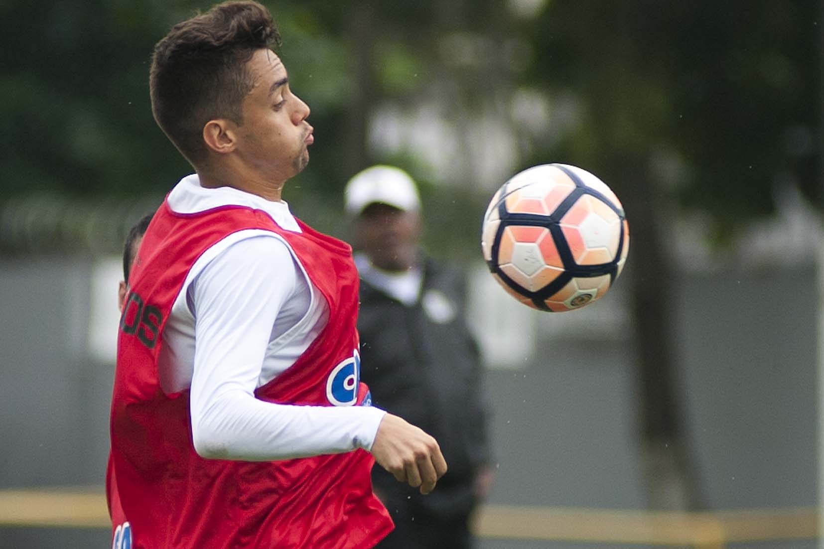 Matheus Ribeiro não empolga e Jean Mota deve voltar como titular ...