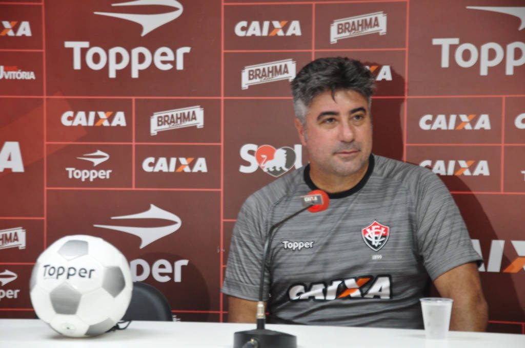 Alexandre Gallo é demitido do Vitória após 11 jogos - Gazeta Esportiva