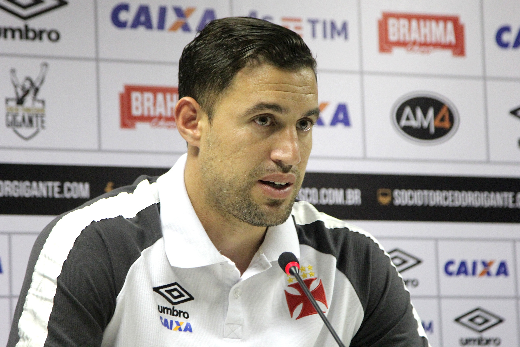 Martín Silva prevê evolução nas atuações do Vasco no returno - Gazeta ...