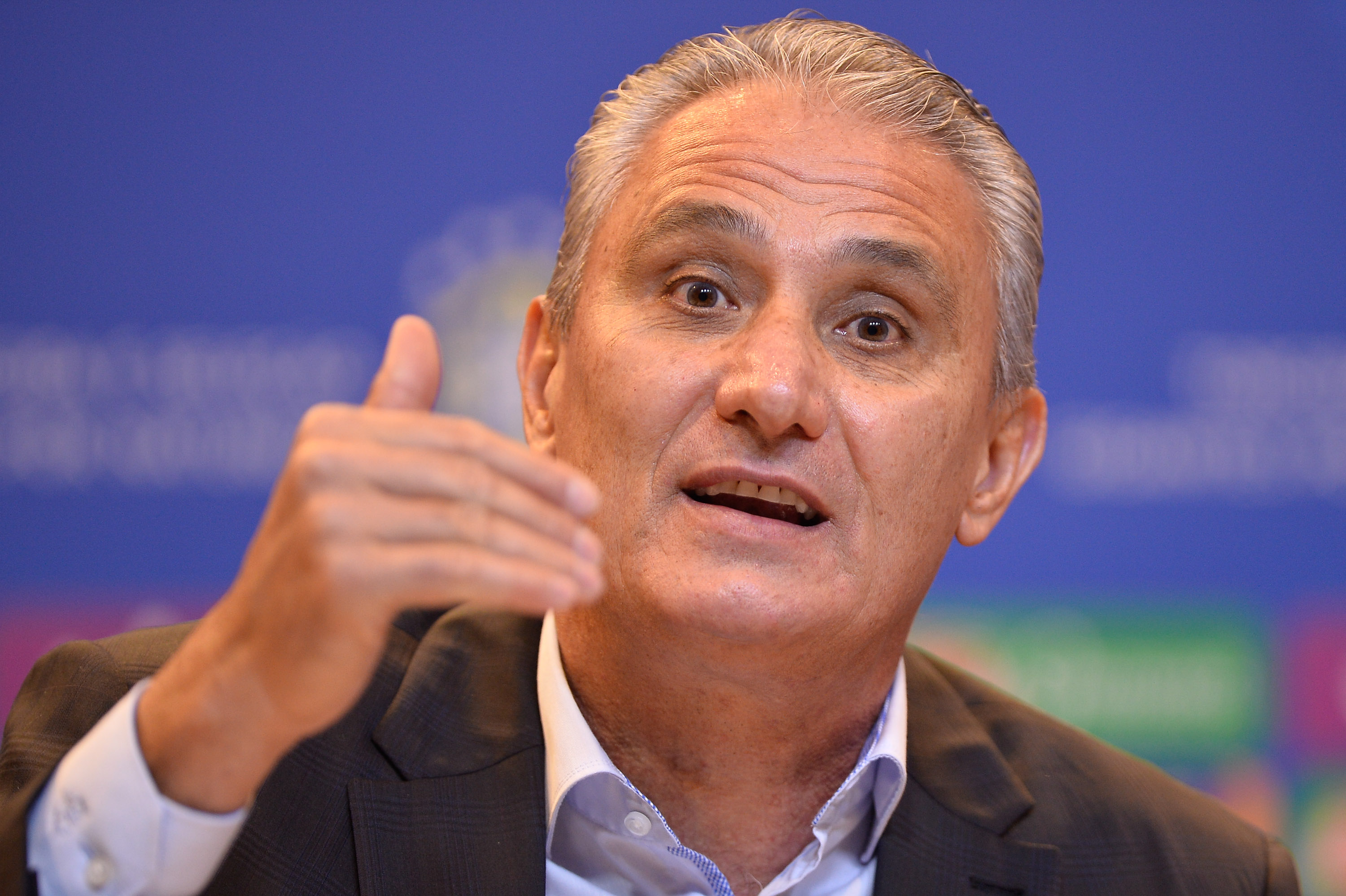 Tite vê Tardelli como “legado de Dunga” e compara Arthur com Jesus ...