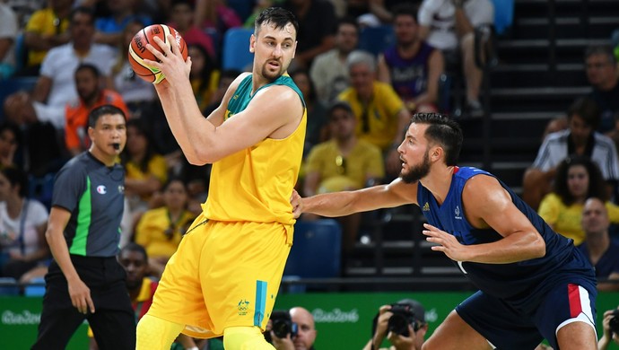 Lakers devem fechar com pivô campeão da NBA com Golden State em 2015 ...