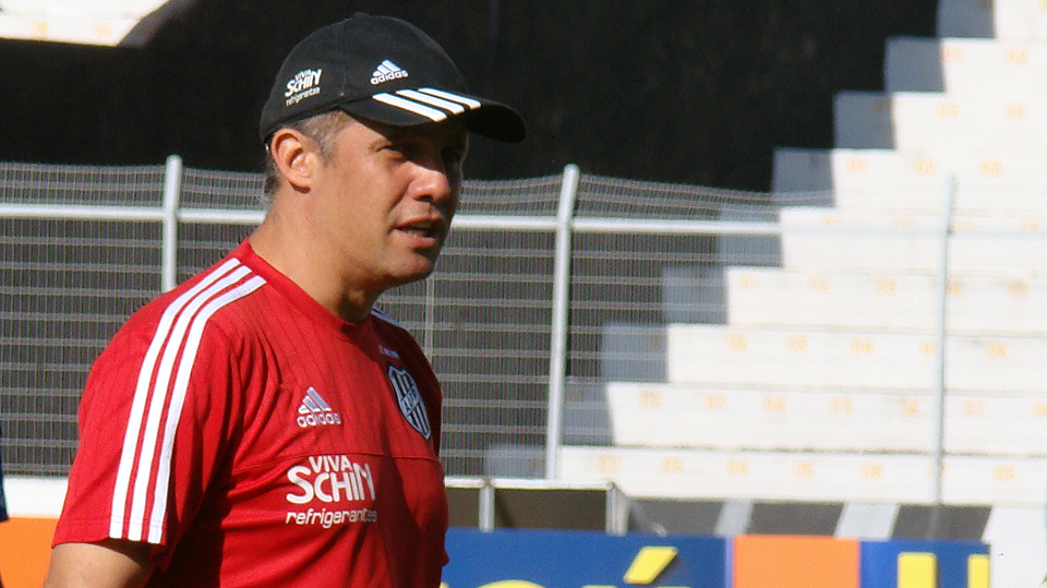 Eduardo Baptista aposta em fórmula de 2016 e afirma: “Ponte não vai ...