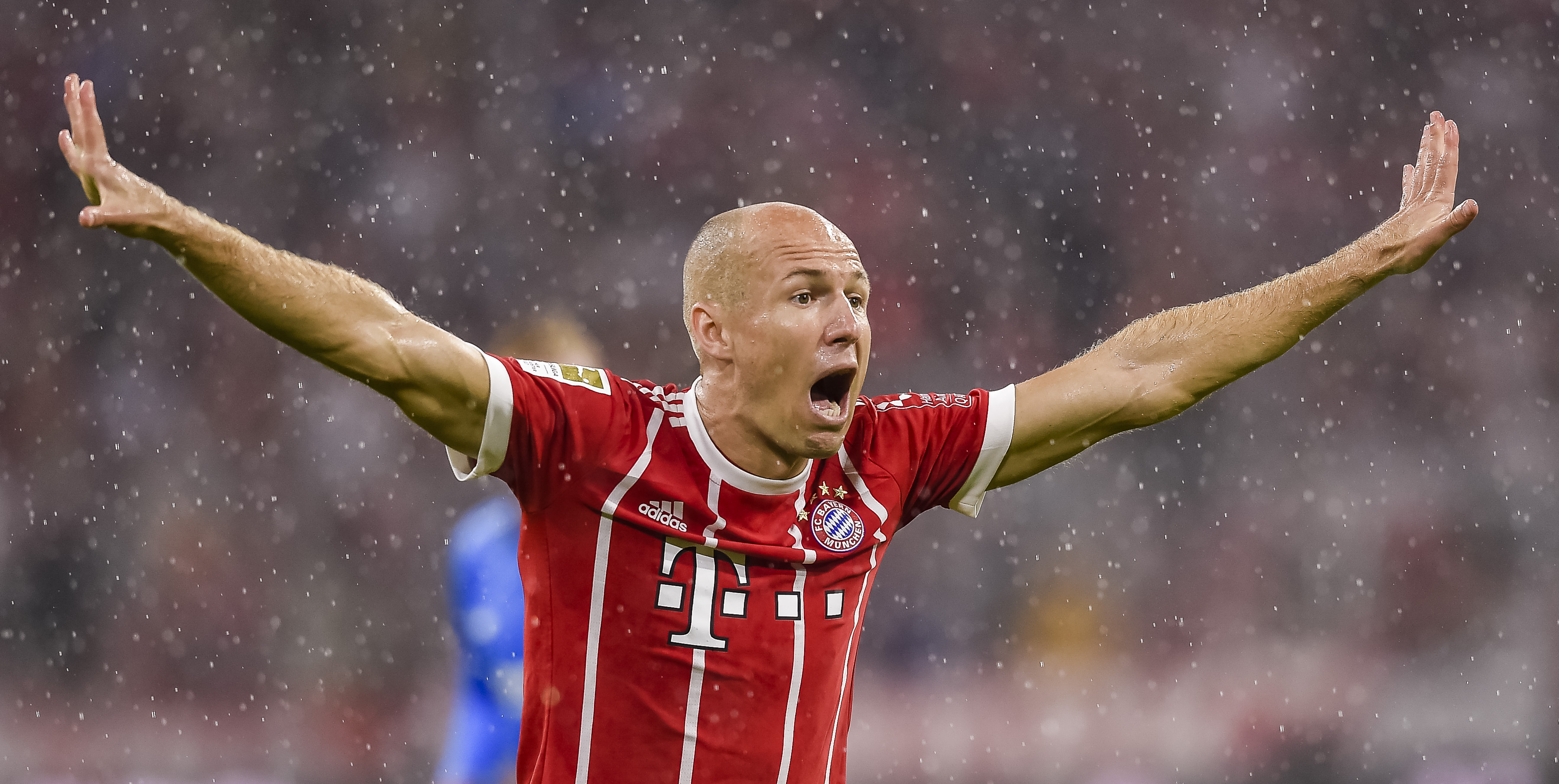 Antes de enfrentar o PSG, Robben dispara: "Dinheiro não faz gol ...