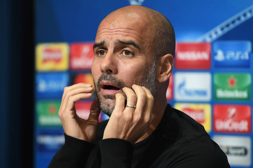 Guardiola reforça disputa entre Aguero e Jesus: "É difícil escolher um ...