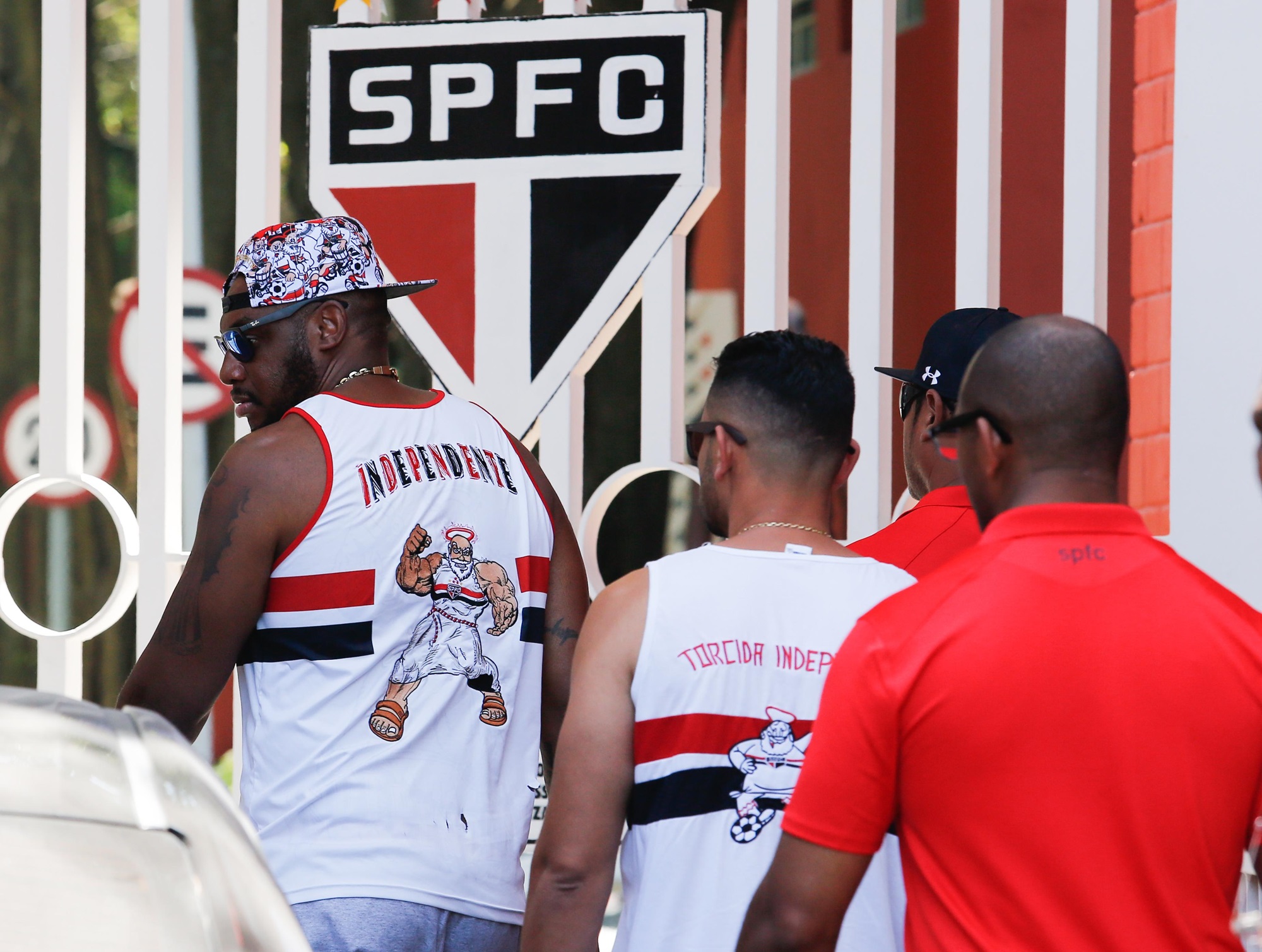 Torcida organizada pede nova reunião com diretoria do São Paulo ...